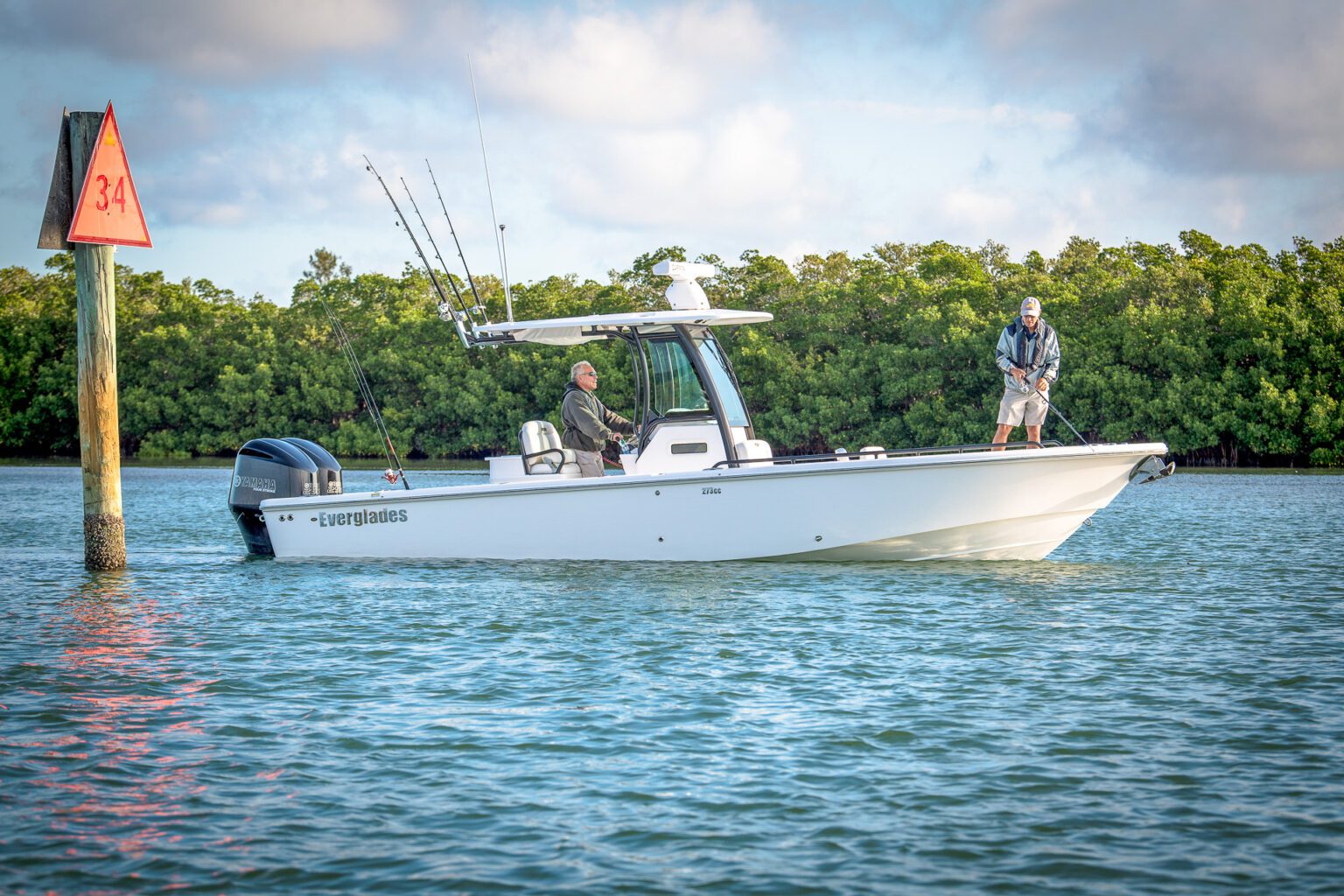 Everglades 273cc Hybrid Boat